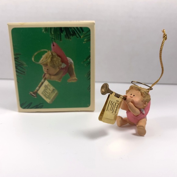 Hallmark | Holiday | Hallmark 984 Vintage Musical Angel Ornament New In ...